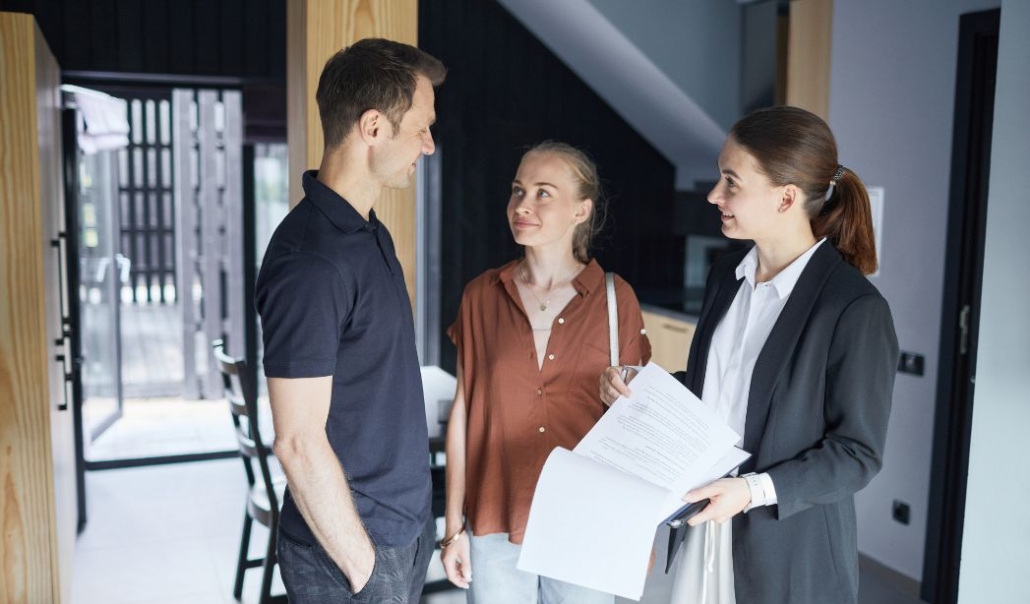 How to Choose a Home Builder - 22 Expert Tips - RBC Homes